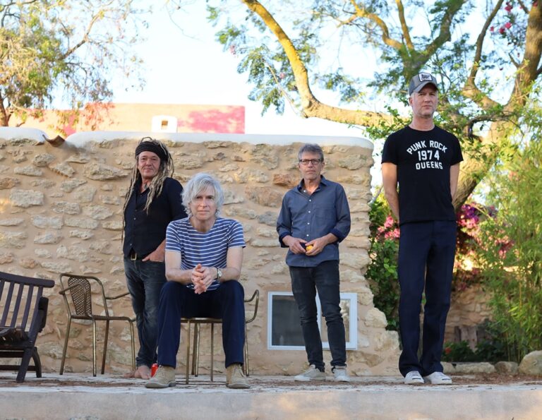 Nada Surf chegan ao Auditorio Mar de Vigo na única parada en Galicia da ...